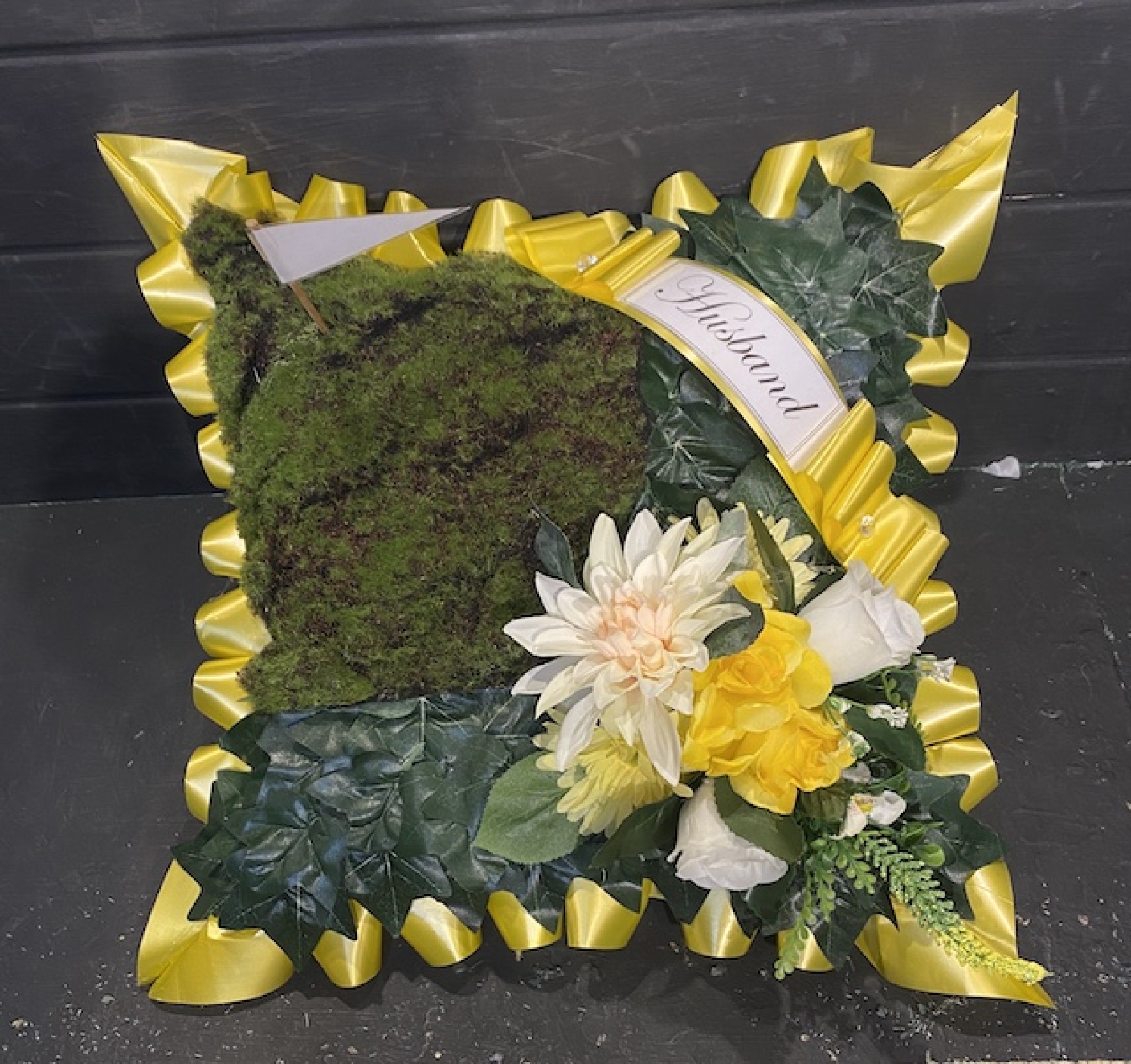 Golf themed funeral tribute