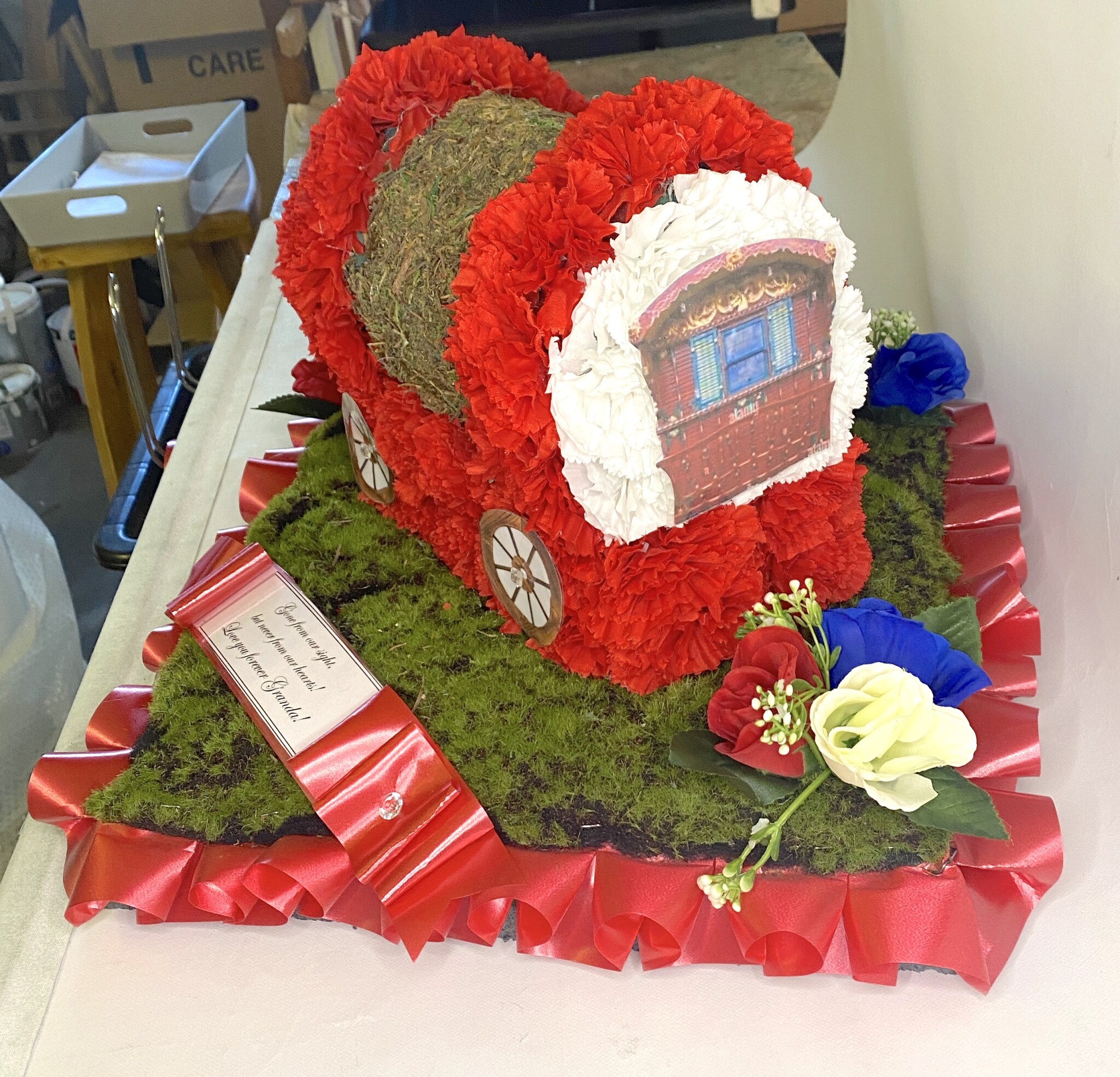 Travelling Caravan funeral tribute