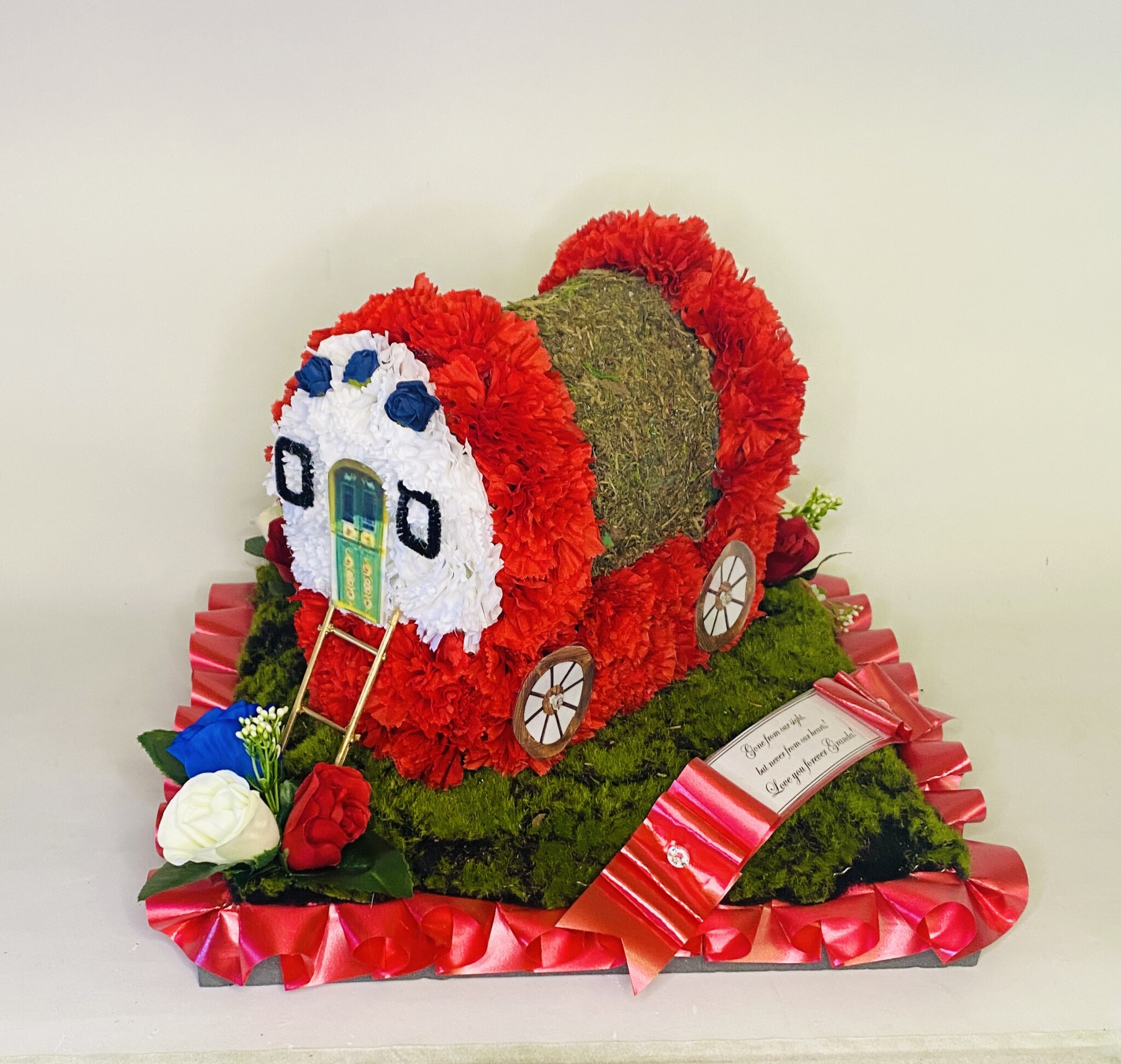 Travelling Caravan funeral tribute